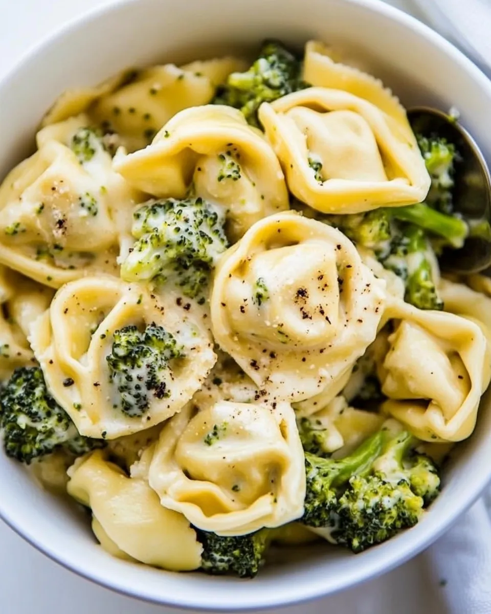 Broccoli Alfredo Tortellini Recipe - ForkandPan